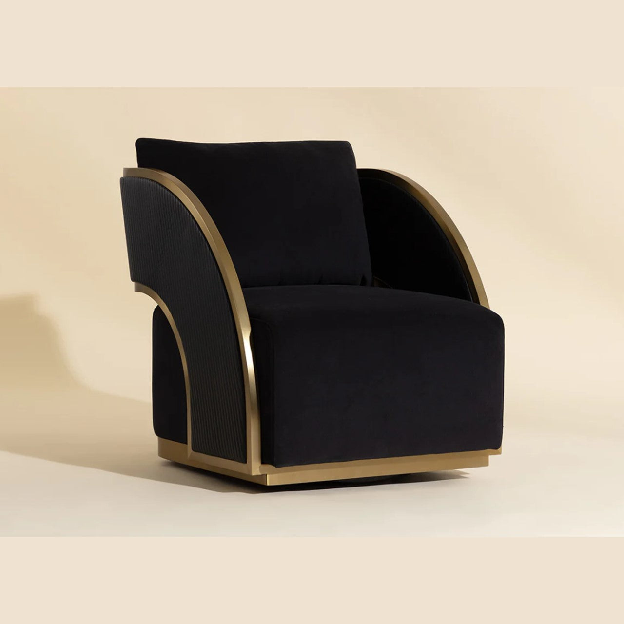 SP - BAZ SWIVEL LOUNGE CHAIR – Classico Roma